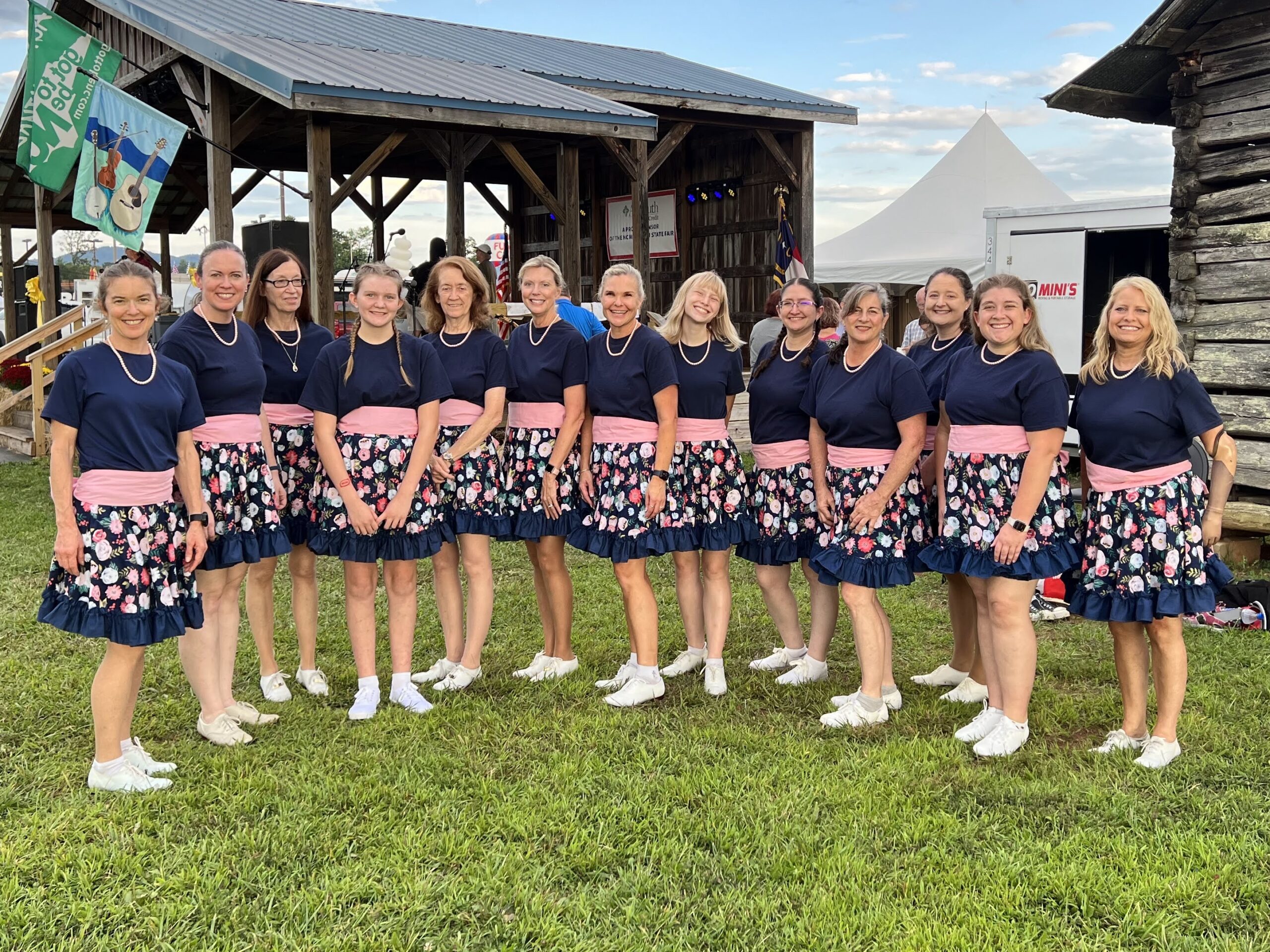 Home - Mountain Thunder Cloggers